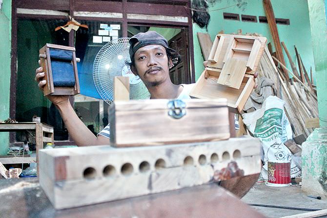 Ahmad Abu Toyib Rambah Pasar Internasional Lewat Molding