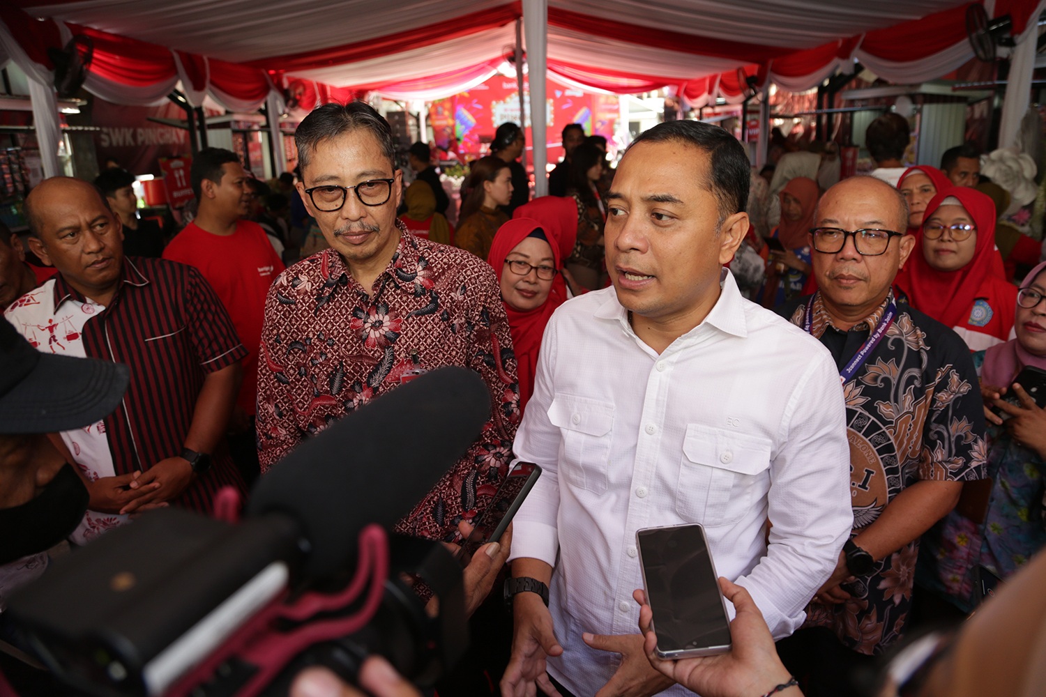 Wali Kota Surabaya Resmikan SWK Baru di Basuki Rahmat, Ini Keunikannya