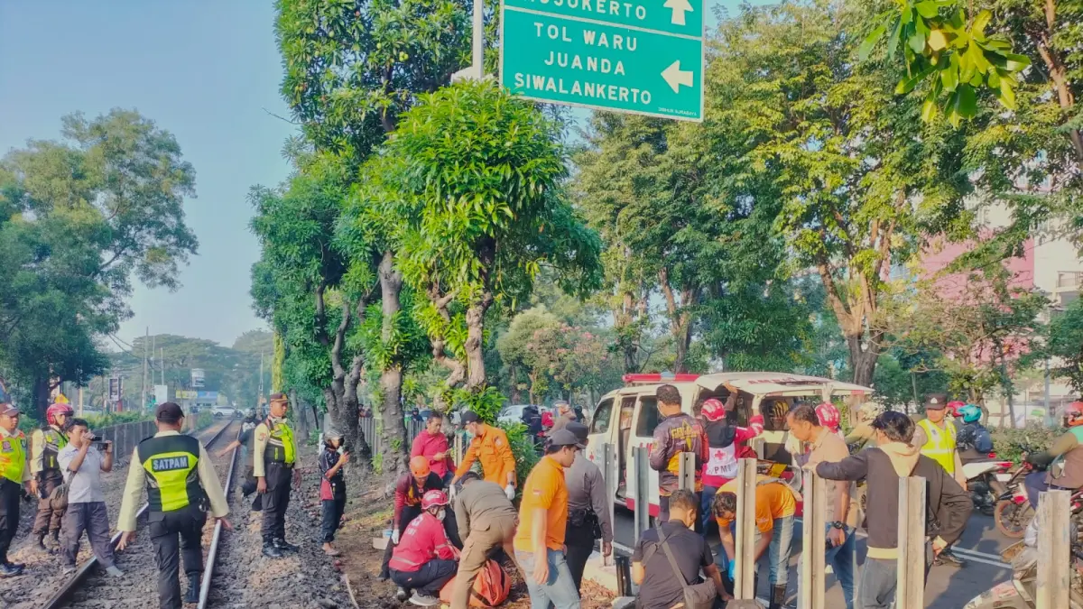 Pejalan Kaki Tewas usai Tertabrak KA di Jalan Ahmad Yani Surabaya