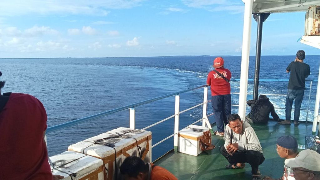 Penumpang Kapal Sanus 91 Tujuan Banyuwangi Terjun ke Laut di Perairan ...