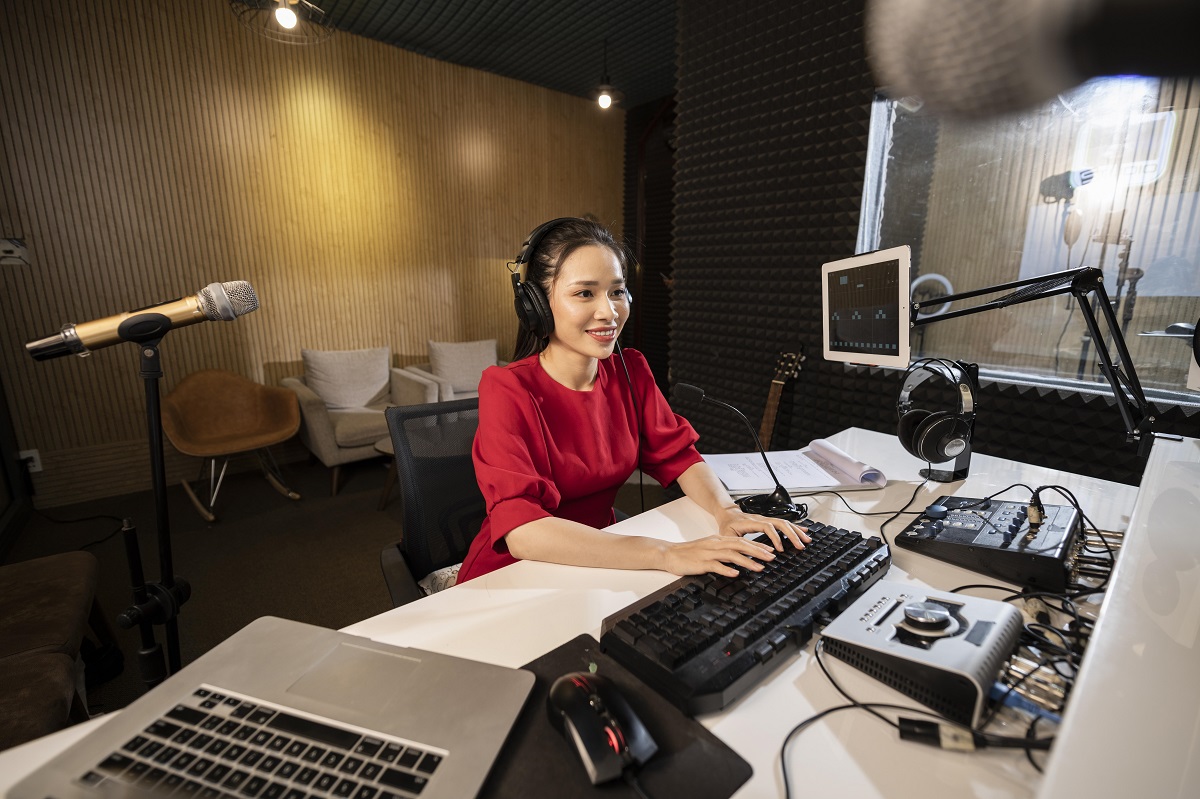 Dari Kos Jadi Studio: Cerita Bisnis Home Recording Anak Muda Solo