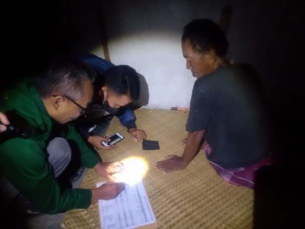 Demi Regsosek, BPS Jombang Sisir Tunawisma di Terminal hingga Kolong ...