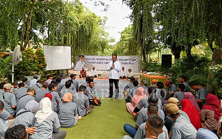 DLH Kota Probolinggo Gelar Sosialisasi Penilaian Adipura, Beri Santunan ...
