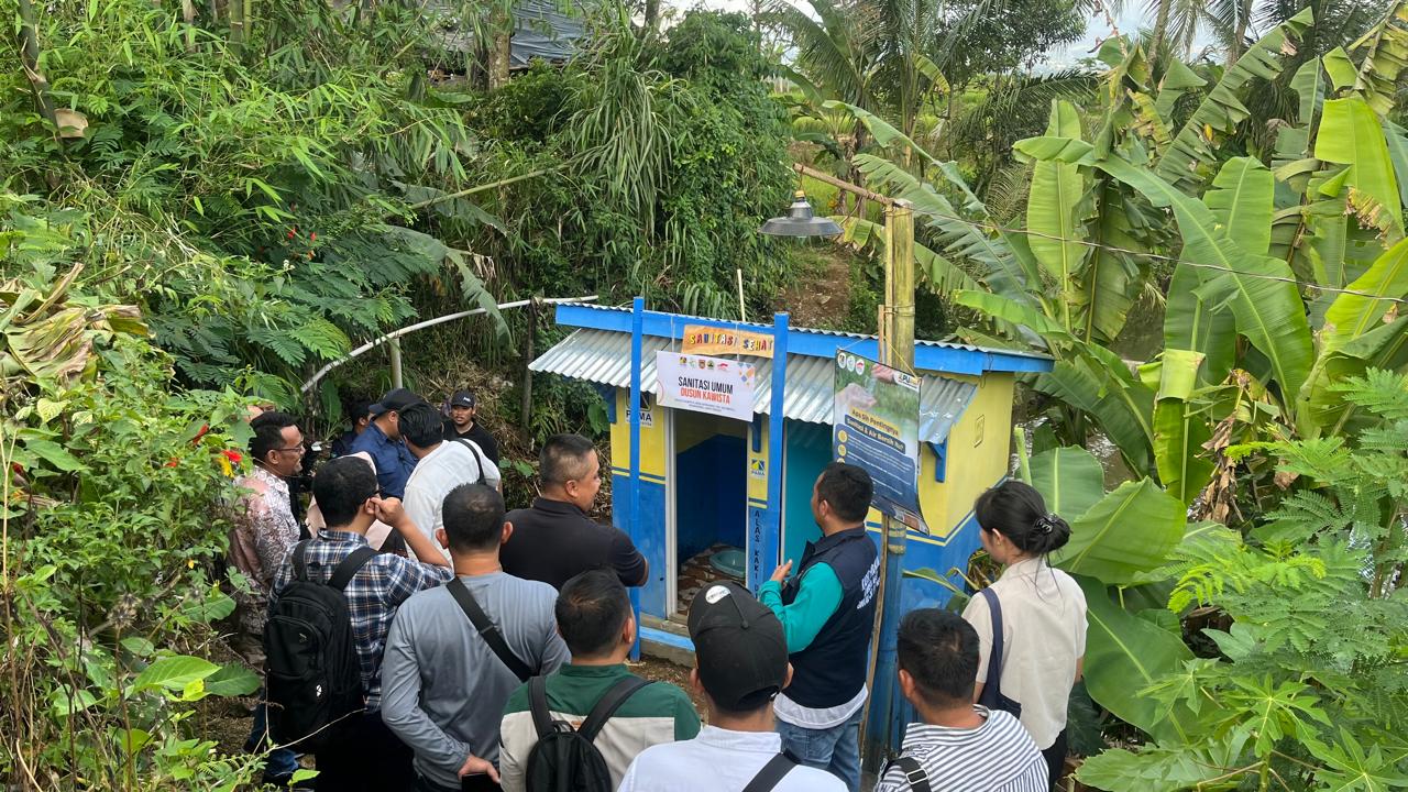 Dusun Kawista Adiwarno Desa Proklim, Bongkar Kakus Helikopter Diganti ...