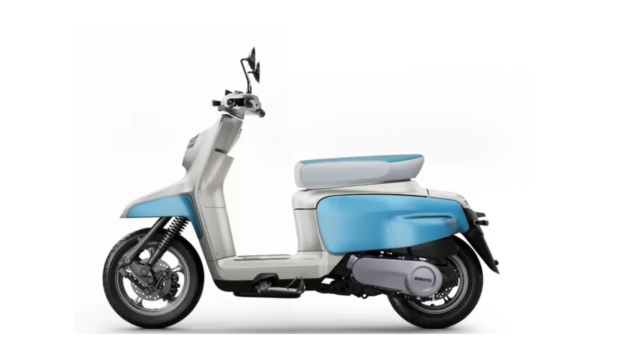 Pesaing Scoopy dan Fazzio Ini Punya Tangki di Kaki & USB Ganda! Begini ...