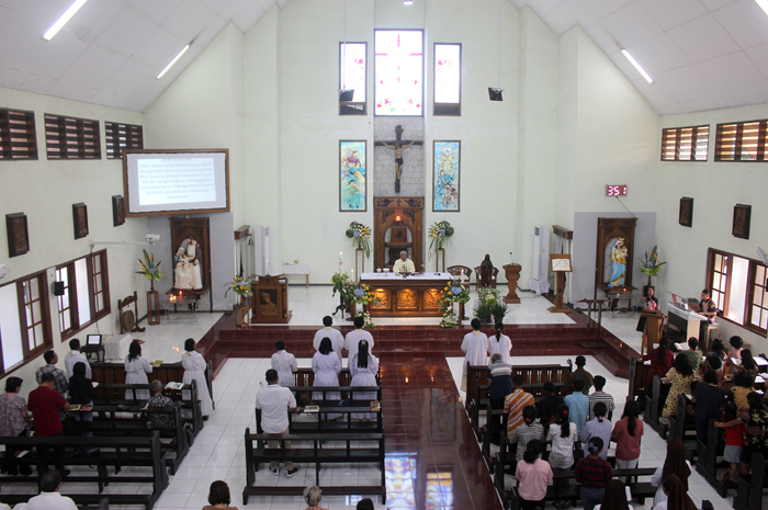 Rayakan Kenaikan Yesus Kristus, Jemaat Kristen di Jepara Dapat Roti ...